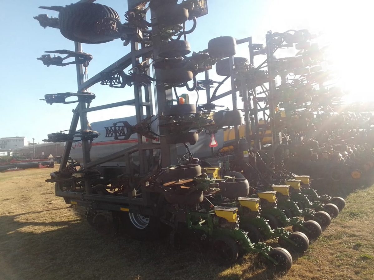 Rovic Leers - DL16 Planter - For Sale at AFGRI Equipment (Delmas)